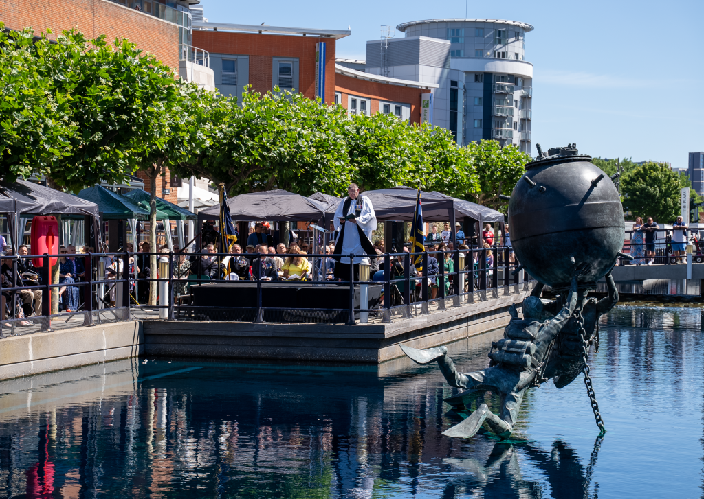 Gunwharf Quays hosts Dedication Ceremony for Vernon Mine Warfare and ...